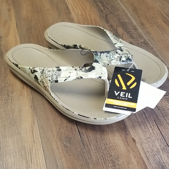 CROCS | Shoes | Crocs Mens Swiftwater Veil Whitetail Wave | Poshmark